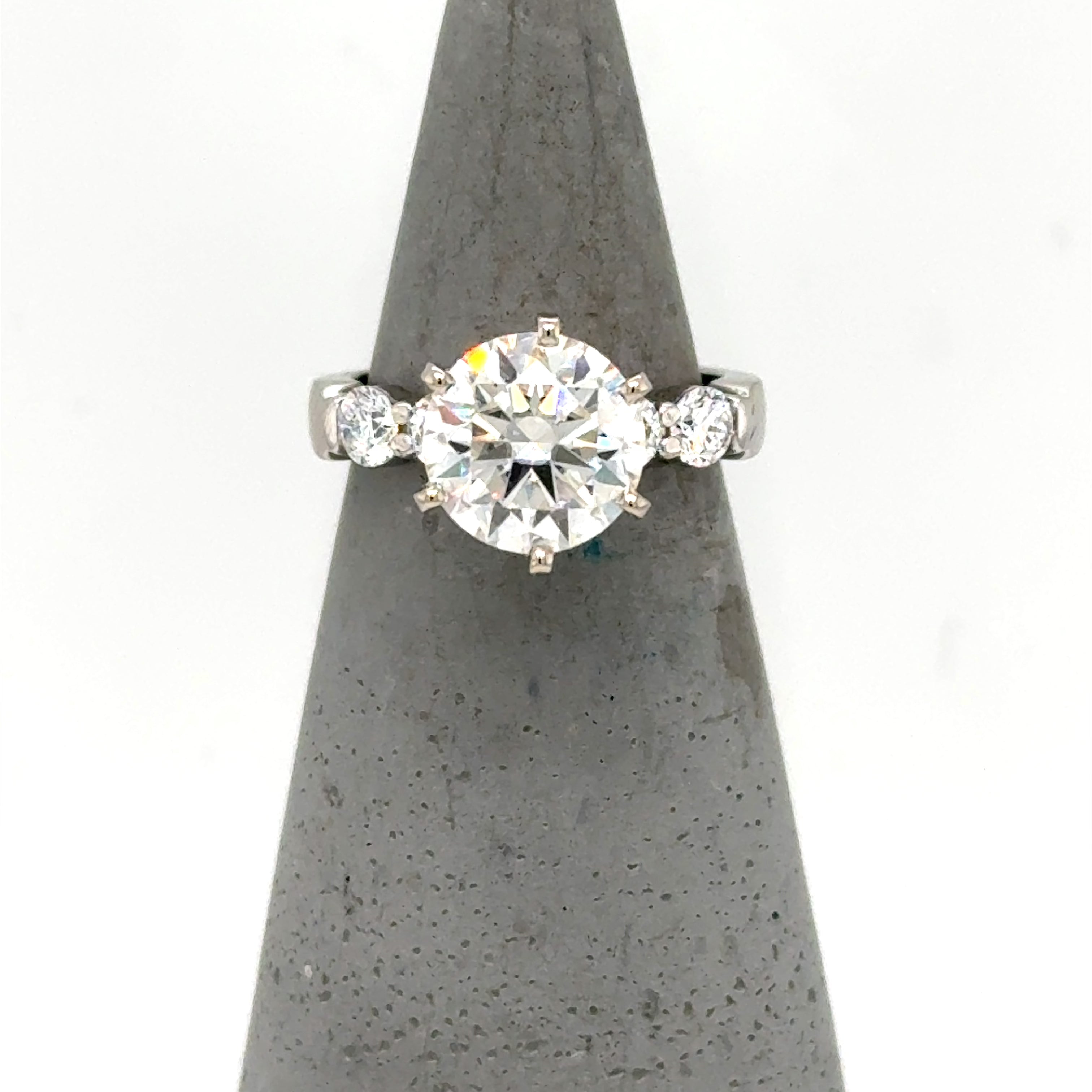 Bridal Jewelry – Engagement Rings & Wedding Bands – Zak's Jewelry